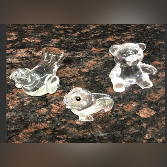 Oneida | Accents | Crystal Figurines Blown Glass Set Of 4 Bear Swan ...